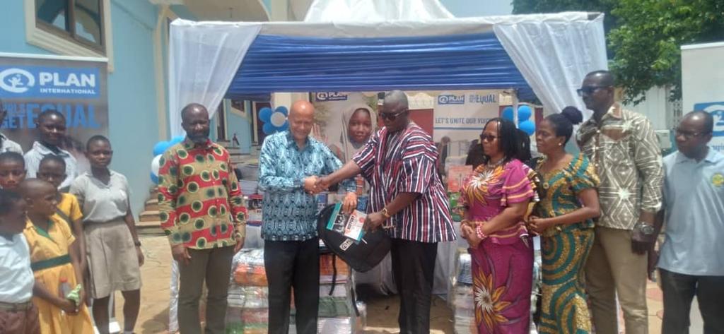 Plan International Ghana provide GES with learning resources
